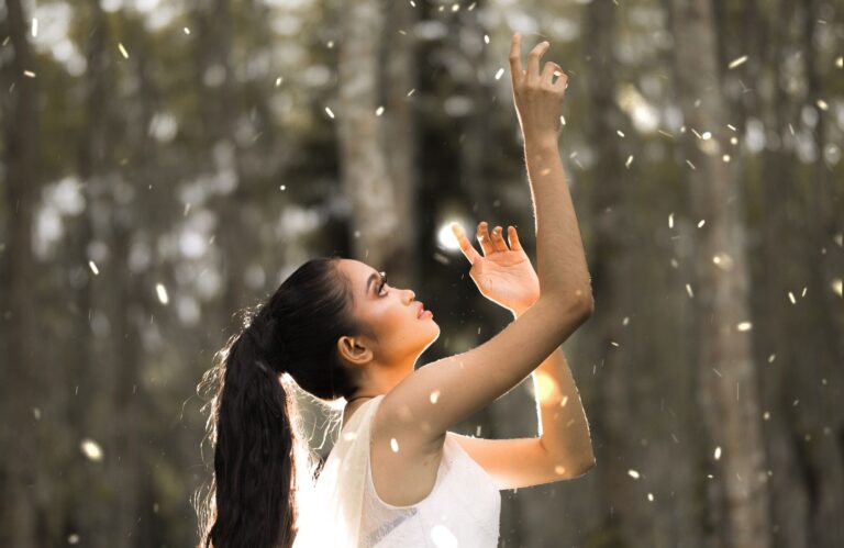 Unlocking the Meaning of 25 Angel Number - LoveInspireDestiny